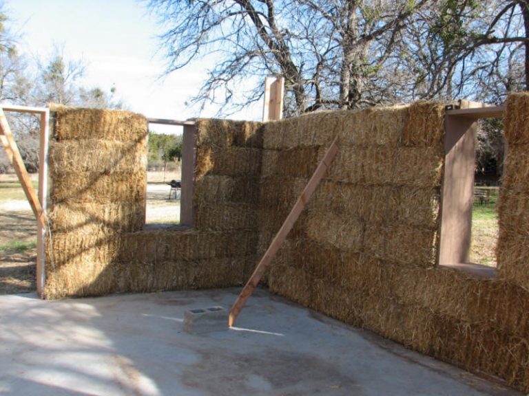 Straw Bale Cabin - Texas Heritage Cabins